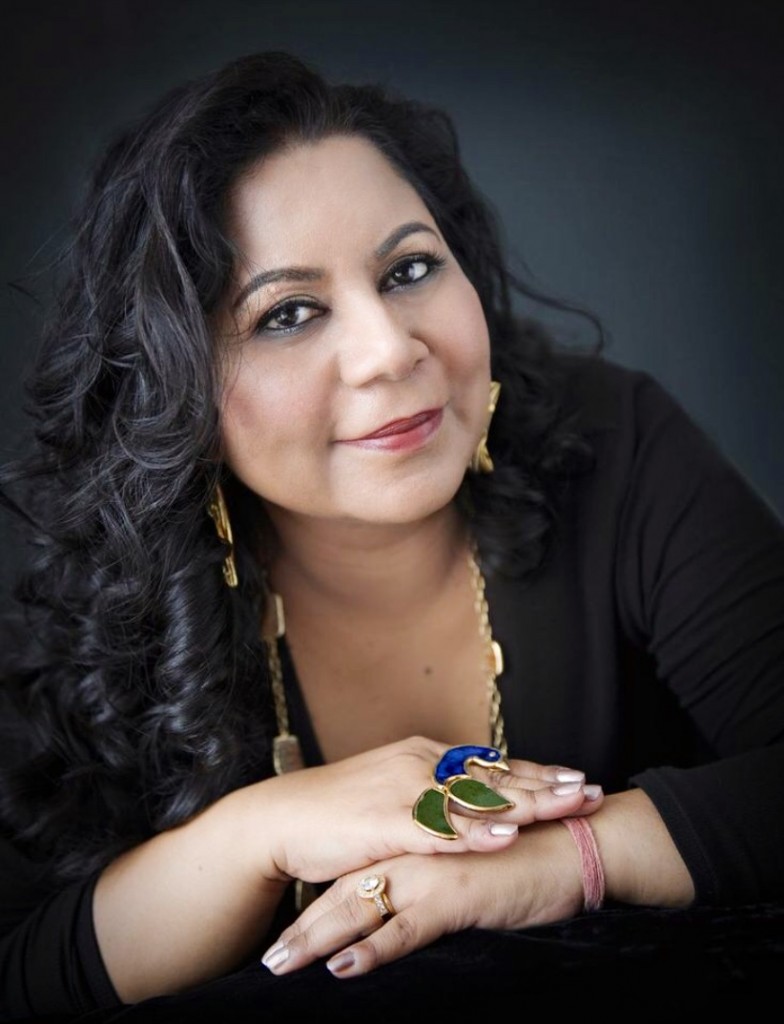 Artist Spotlight: Arti Gidwani - Indoindians.com