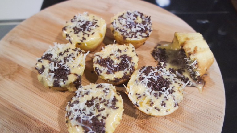 10 Must-try Indonesian Snacks - Indoindians.com