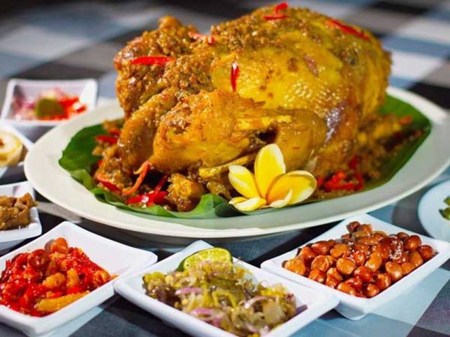 7 Indonesian Traditional Chicken Dishes - Indoindians.com