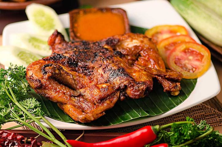 7 Indonesian Traditional Chicken Dishes - Indoindians.com