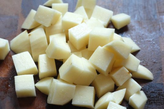 Basic Cutting and Chopping Techniques to Know - Indoindians.com