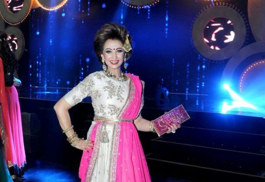 raakhee punjabi profile Archives - Indoindians.com